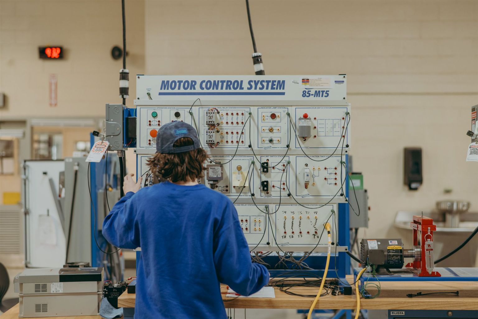 Machinist Training & CNC Operator Training - Lancaster County Career ...